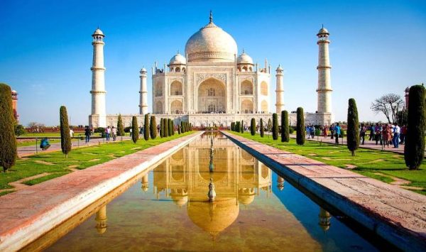 Taj Mahal: वो मोहब्बत, जिसे देखने पूरी दुनिया आती है - Best Hindi ...